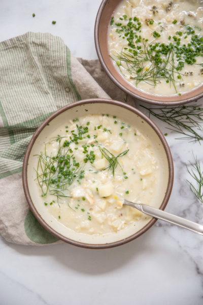 Healthy Dairy-Free Clam Chowder (GF too!) - Feed Me Phoebe