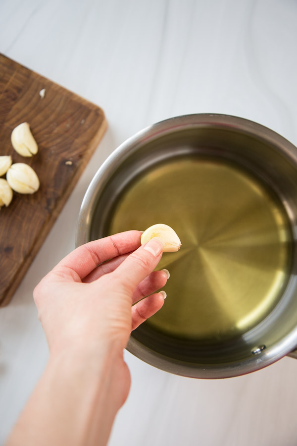 Garlic-Infused Olive Oil (For Low FODMAP Cooking) - Feed Me Phoebe