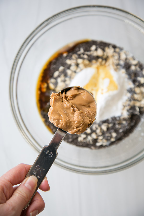 Peanut Butter & Jelly Overnight Oats with Almond Milk - Feed Me Phoebe